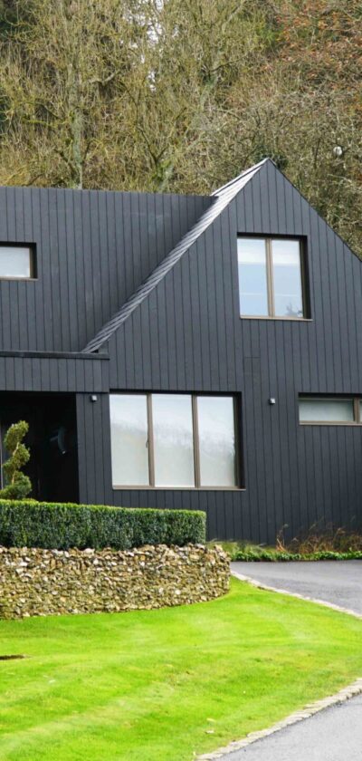 Black Cladding private residence Leatherhead - Accoya