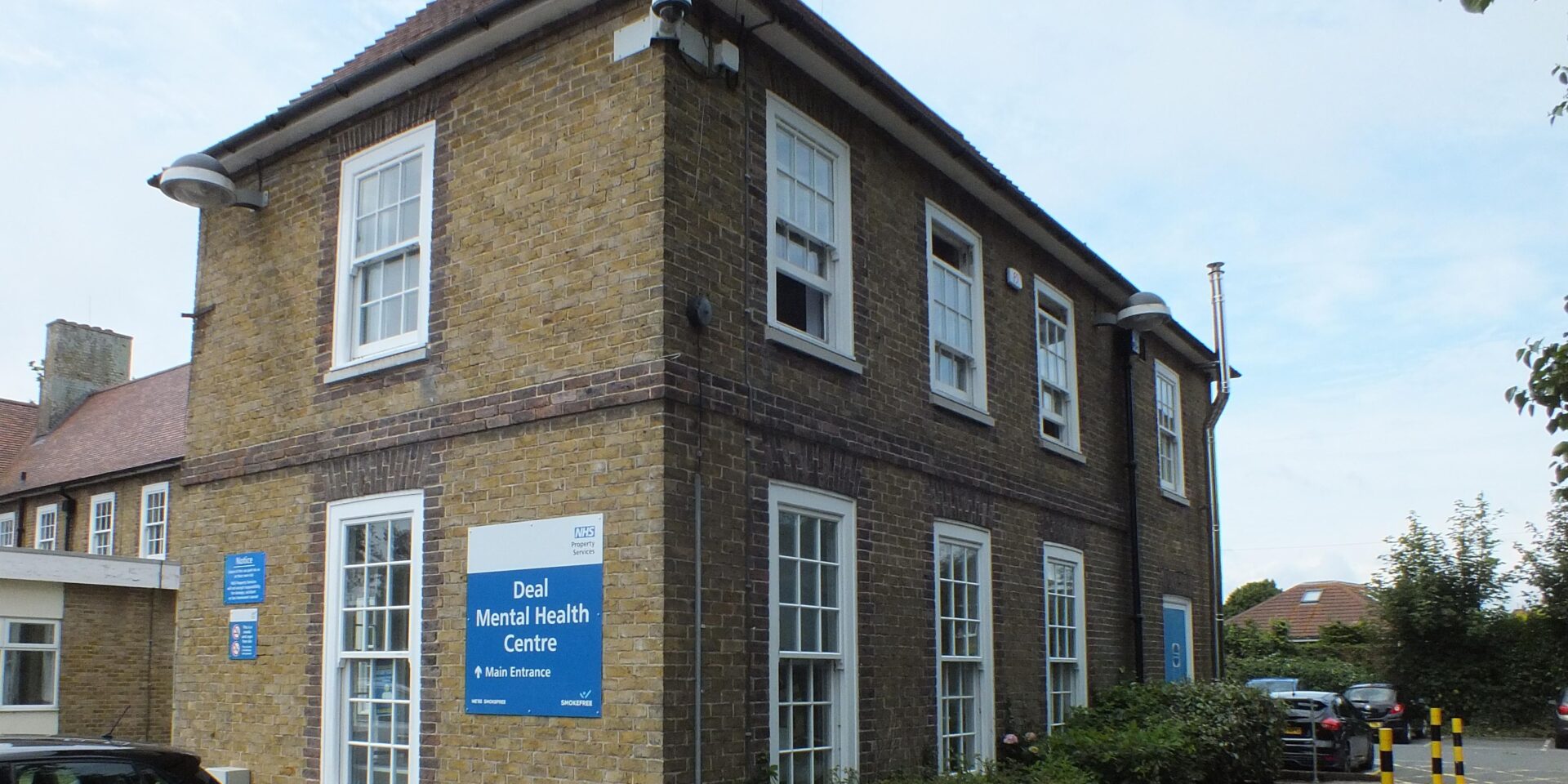 The Victoria Hospital 13 years on - Accoya Acetylated Wood | High ...