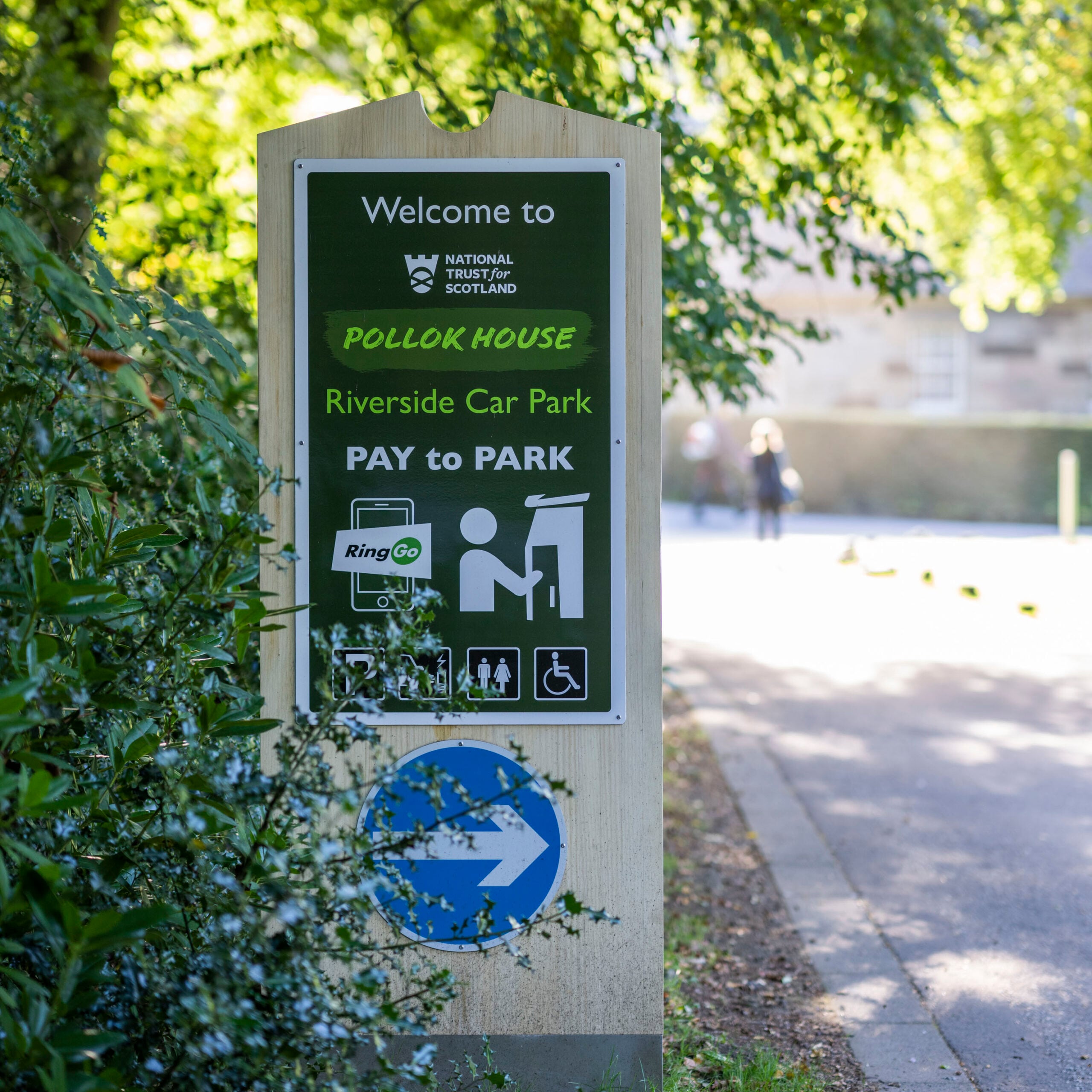 Pollok Country Park Signs - Accoya project case study