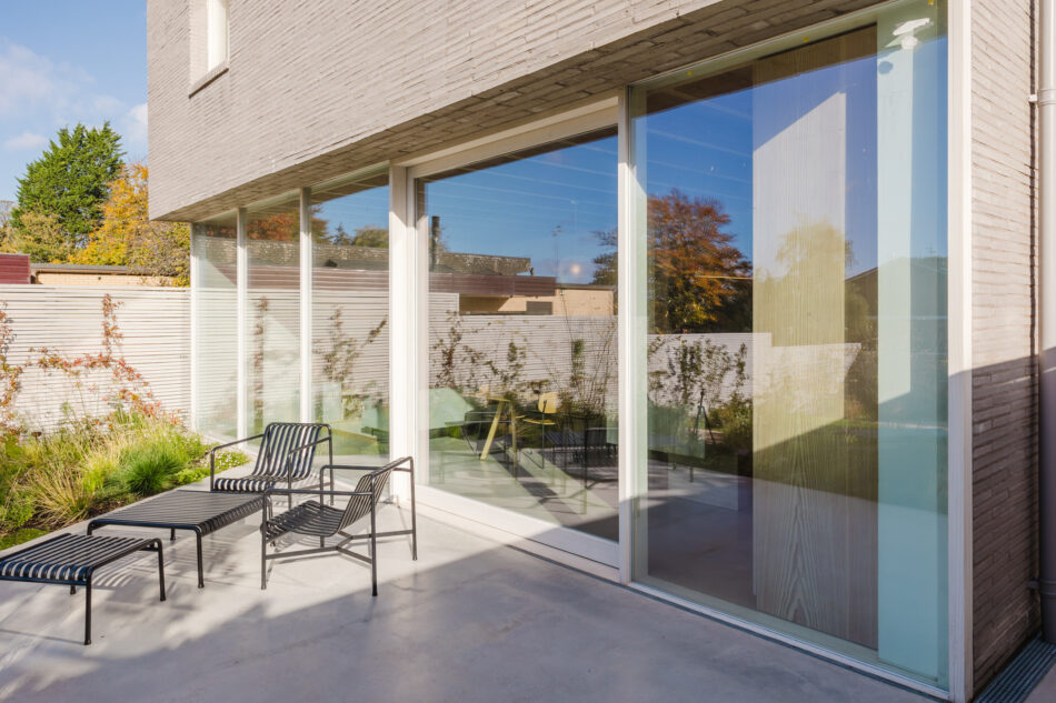 A Large-Scale Door Reimagined in Accoya Wood - Accoya Project